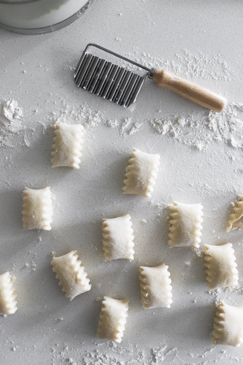 nazook (Armenian/Assyrian pastries) - Cardamom and Tea