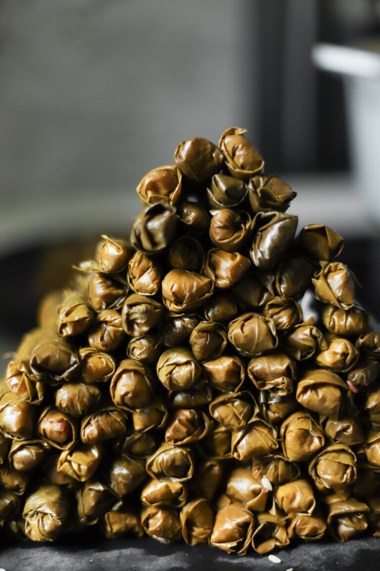 Warak Enab (Lebanese grape leaves) - Cardamom and Tea