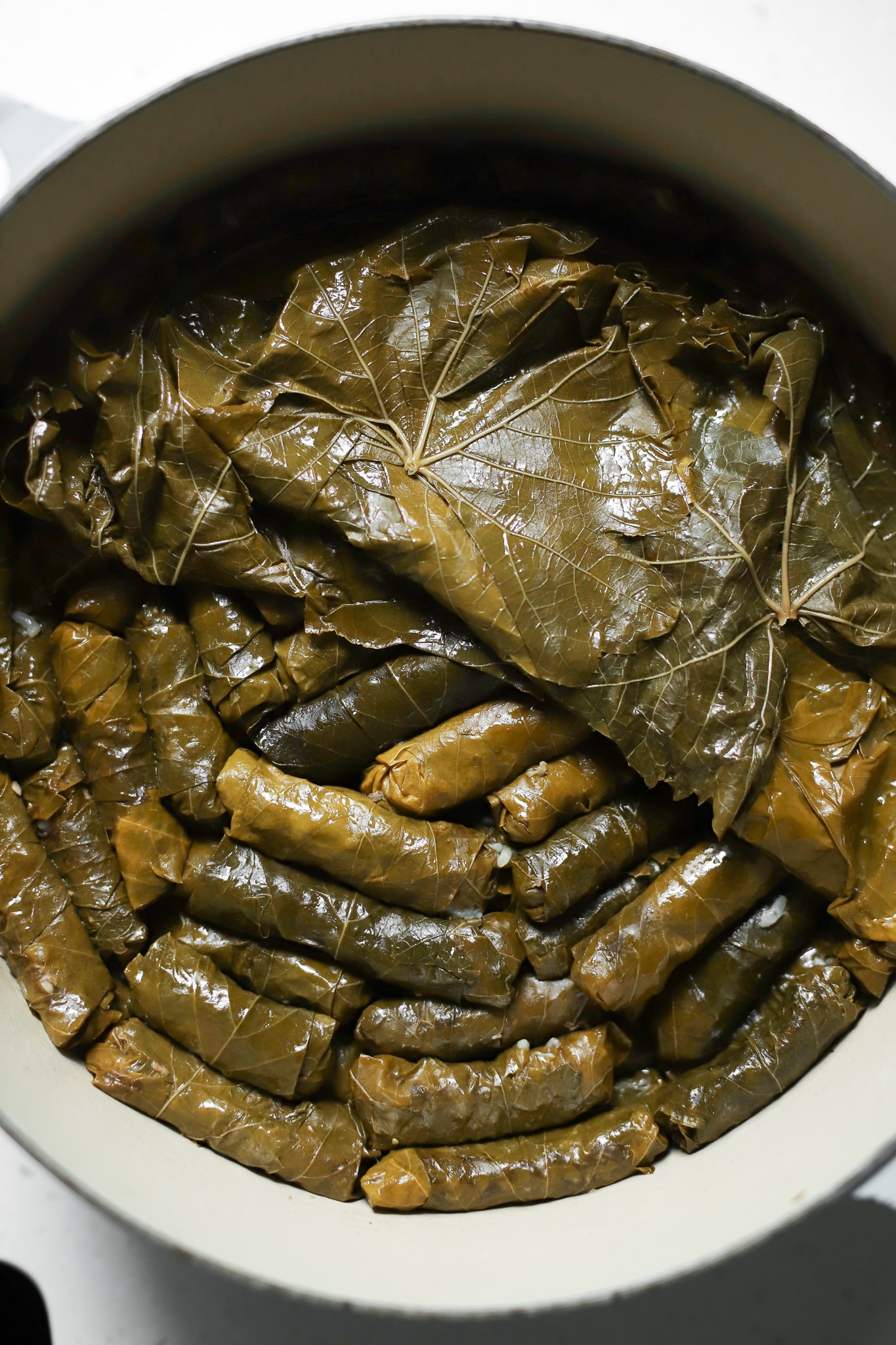 Warak Enab (Lebanese grape leaves) - Cardamom and Tea